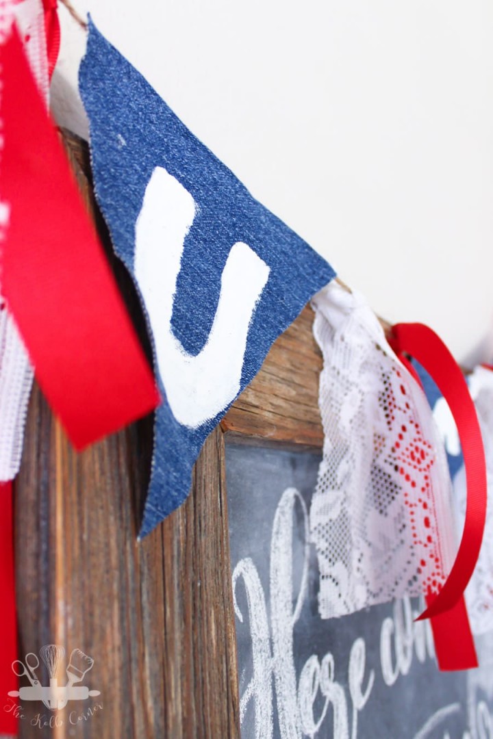 How to Make a USA Banner - Domestically Creative
